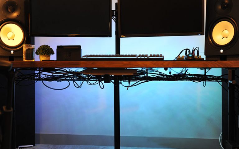 7 DIY Cable Management Ideas for your Desk - TheHomeRoute