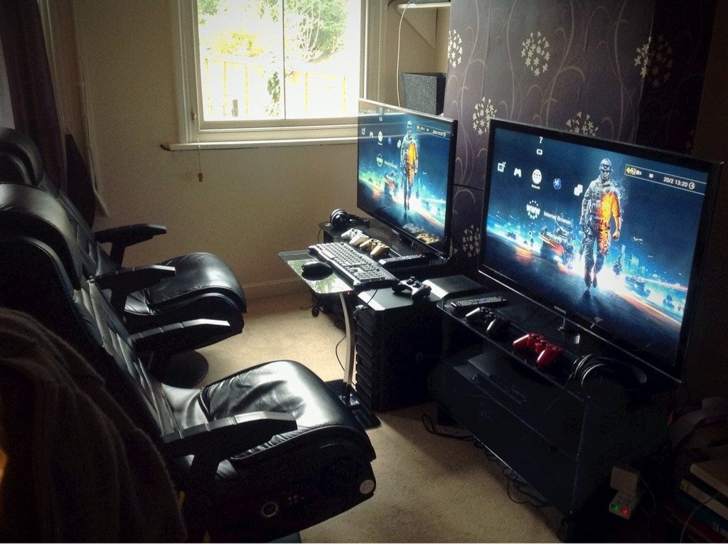 Top 28 Video Gaming Setup Room Ideas - TheHomeRoute