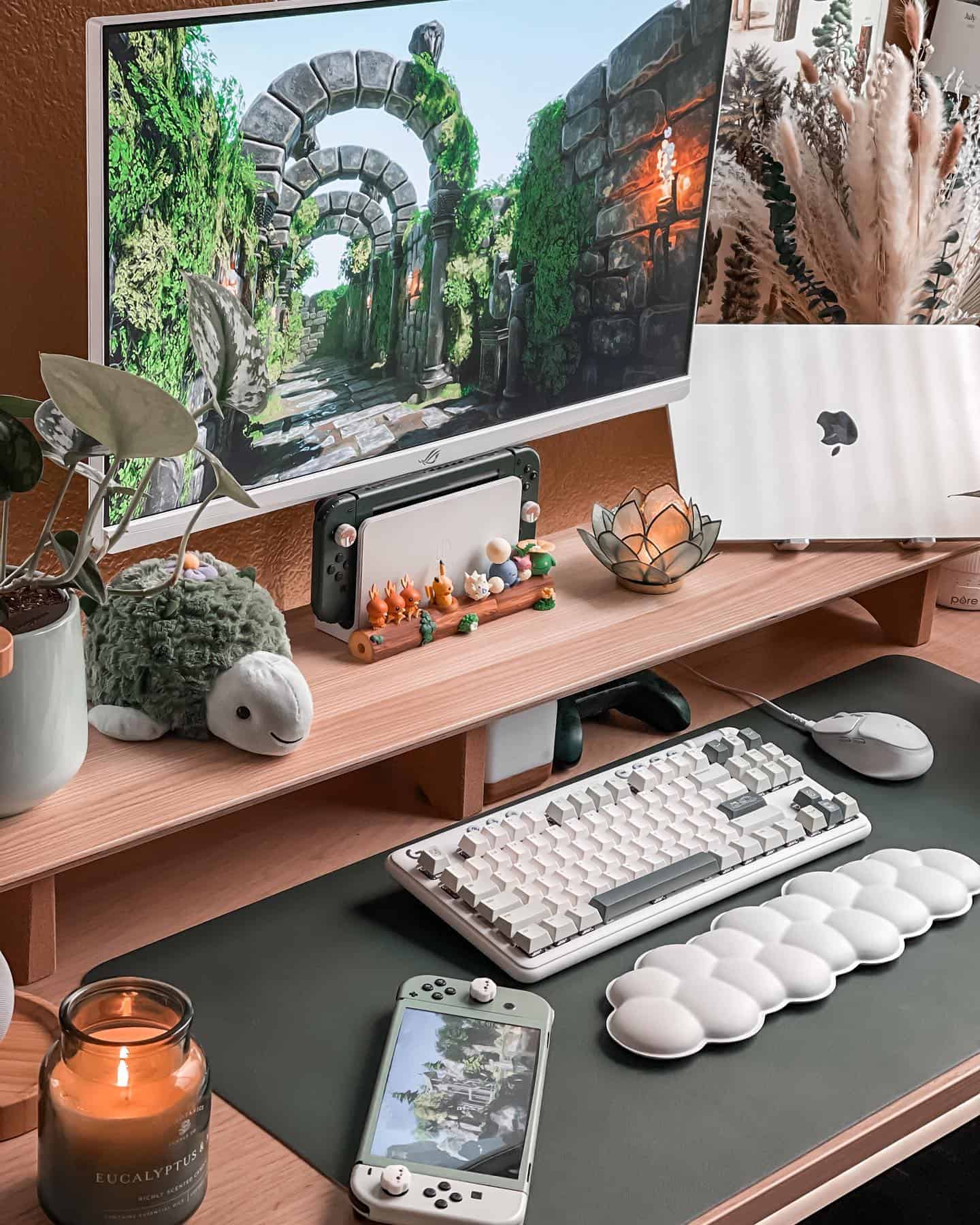 14 Cozy Gamer Girl Desk Setups - TheHomeRoute